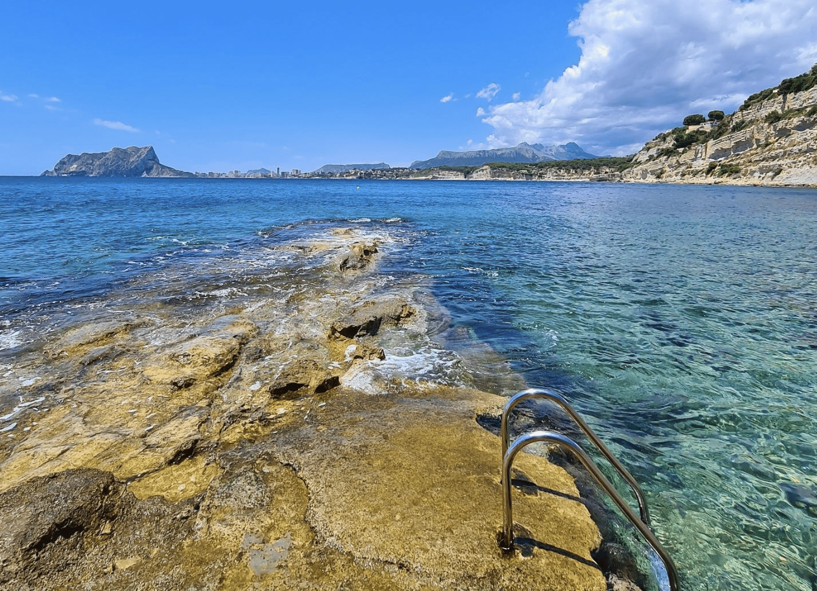 Cala Punta Estrella en Moraira, una cala virgen perfecta para una ...
